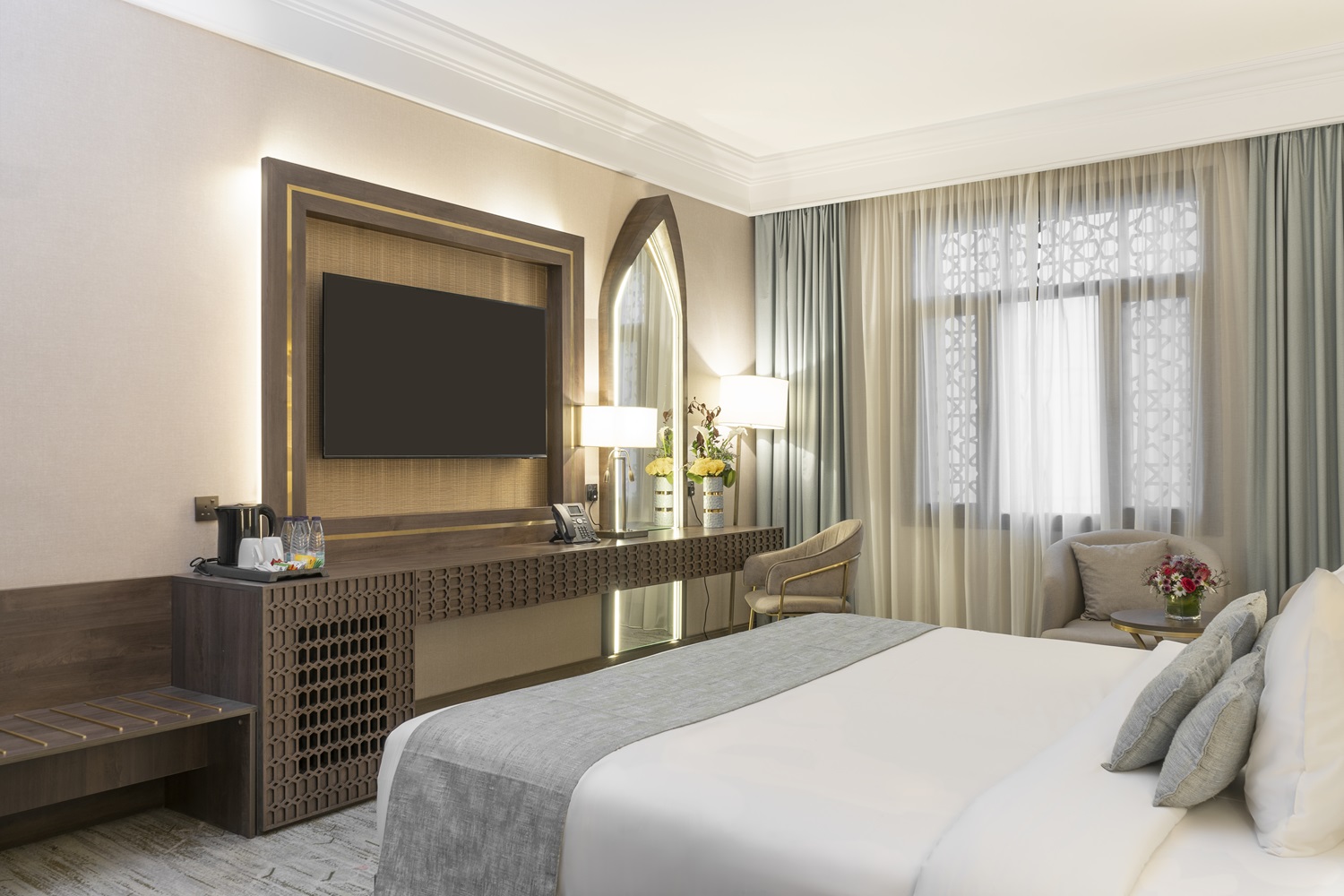 King Bed Room – Dar Al Eiman Al Haram Hotel